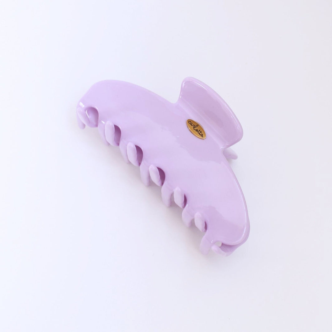 Carlotta London: High-quality stylish hair clips for driven women